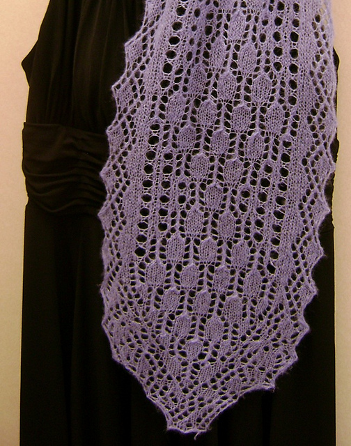 Ravelry: Lily of the Valley Scarf pattern by Amy Kaspar