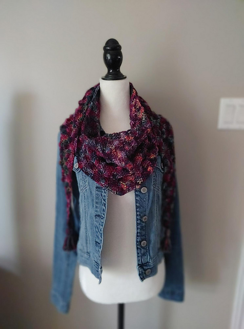 Ravelry: Aurora Borealis Shawlette pattern by Jennifer Lunt