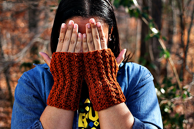Ravelry: Moss Warmers pattern by Nathan Bryant