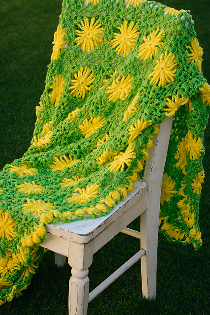 Ravelry: Spring Breeze Blanket pattern by Kenneth Cormier