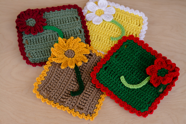 Ravelry: Four Seasons Dishcloths pattern by Kenneth Cormier