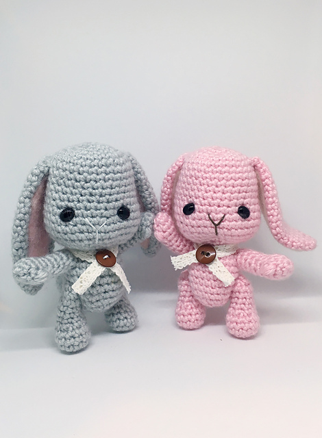 Ravelry: Rustic Rabbit pattern by Maxine Velasco