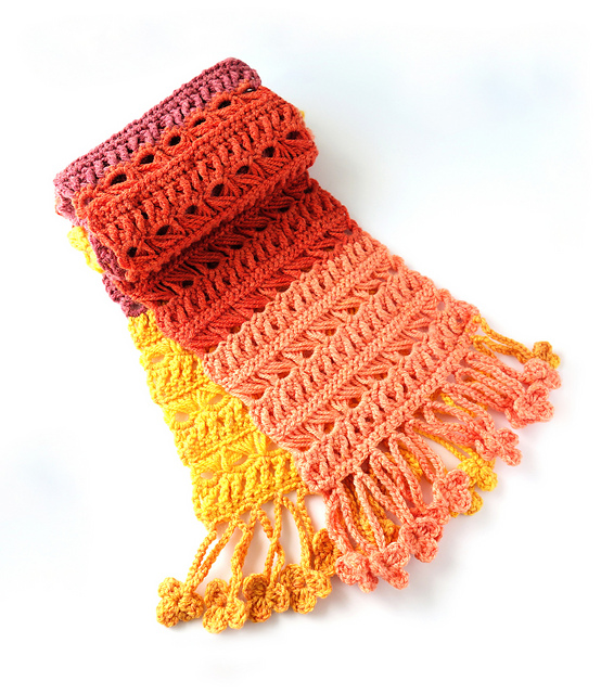 Ravelry: Sunset Flame Scarf pattern by GoldenLucyCrafts