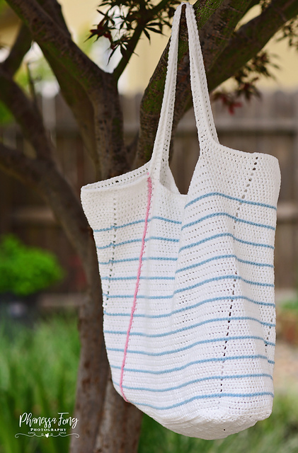 Ravelry: Note Paper Bag pattern by Bethany Pratt