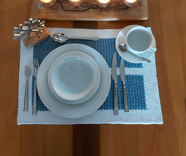 Ravelry: Winter Snow Placemat Set pattern by Maxine Gill