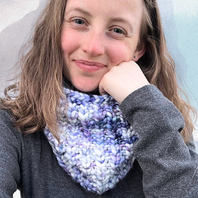 Ravelry: Totally Spaced It Super Bulky Cowl pattern by Snickerdoodle Knits