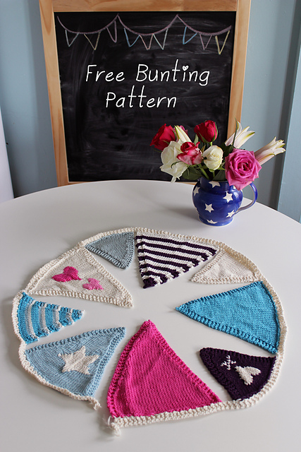 Ravelry: Another Knitted Bunting.... pattern by Kimberlee Daly