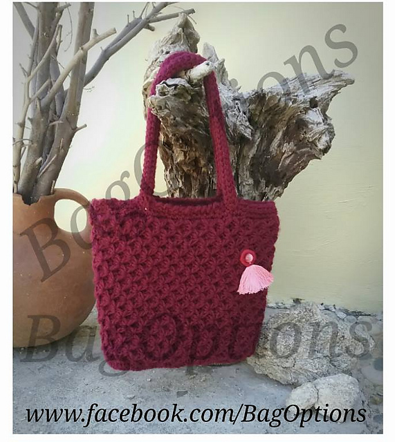 Ravelry: 3D Spider Bag pattern by Yanna Michaelides