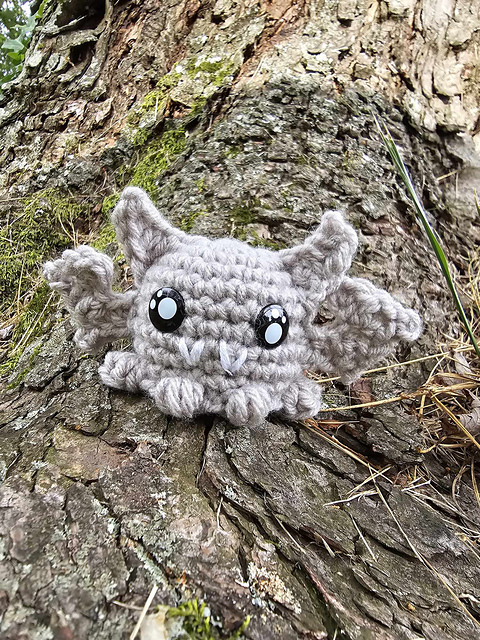 Ravelry: Maggie- the NO SEW meowbat! pattern by Brittany Umbaugh