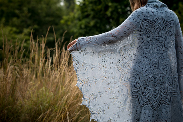 Ravelry: The Eye of Day pattern by Mary-Anne Mace