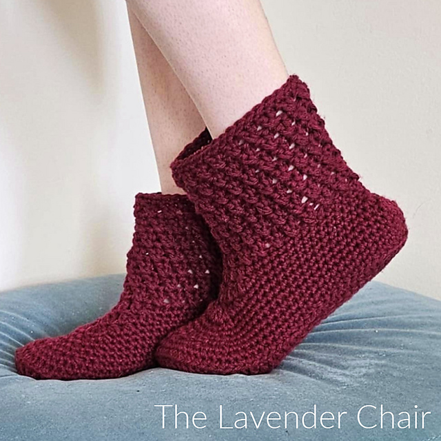 Ravelry: Crossed Double Slipper pattern by Dorianna Rivelli