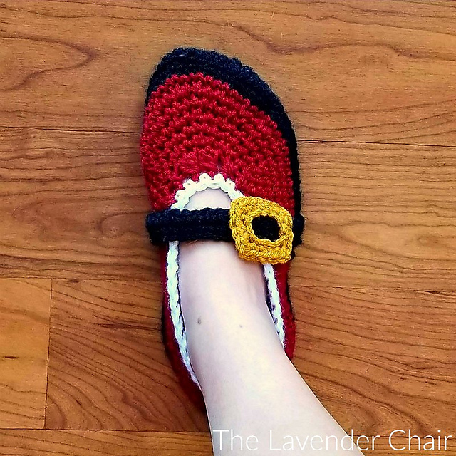 Ravelry: Mrs. Claus' Ballet Slippers pattern by Dorianna Rivelli