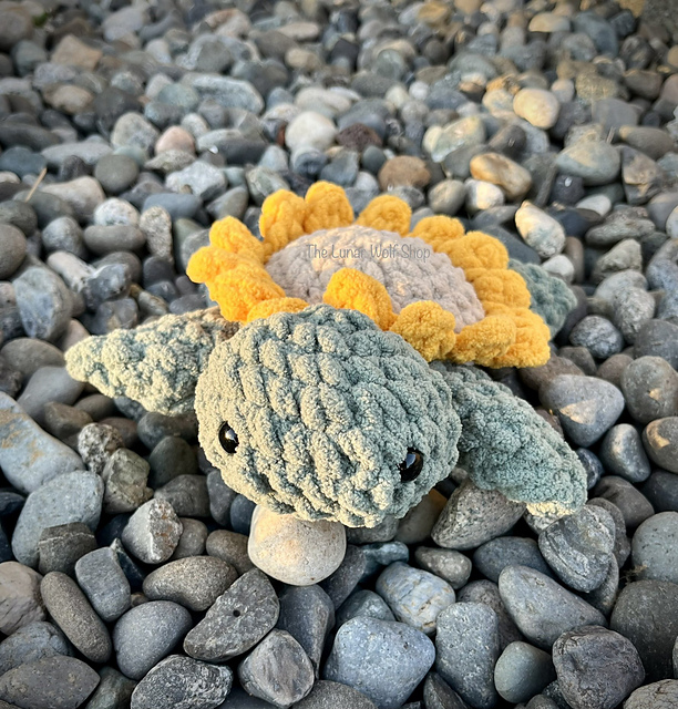 Ravelry: Sunflower Turtle pattern by Cheyenne Wolfe