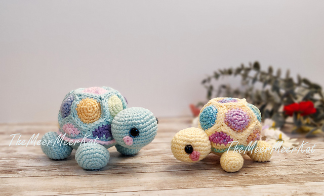 Ravelry: Patchwork Turtles Hexa and Penta pattern by Carrine Ng
