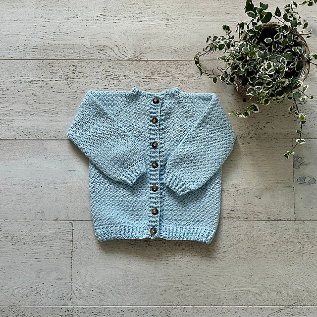 Ravelry: Taylor Cardigan pattern by The Moule Hole