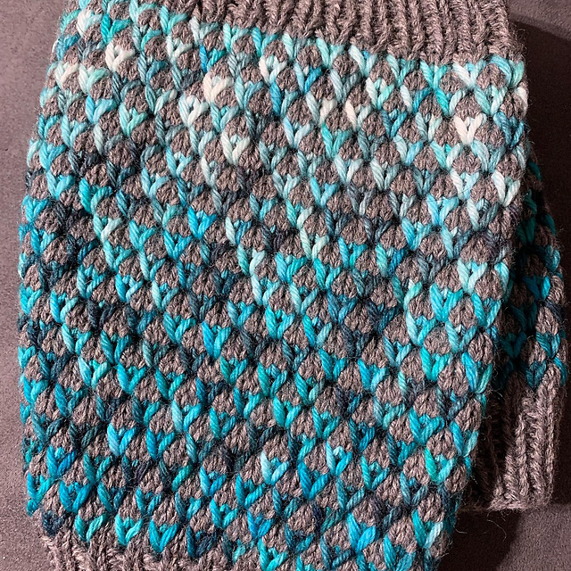 Ravelry: Ice cream lace cowl pattern by The Naughty Yarnist