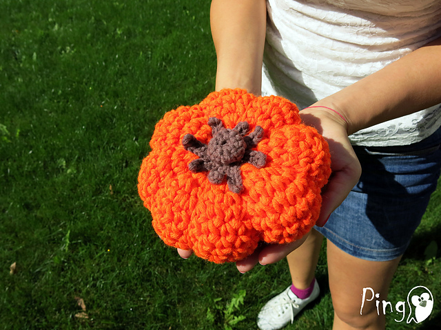 Ravelry: Sweet Halloween Pumpkin pattern by Pingo - The Pink Penguin