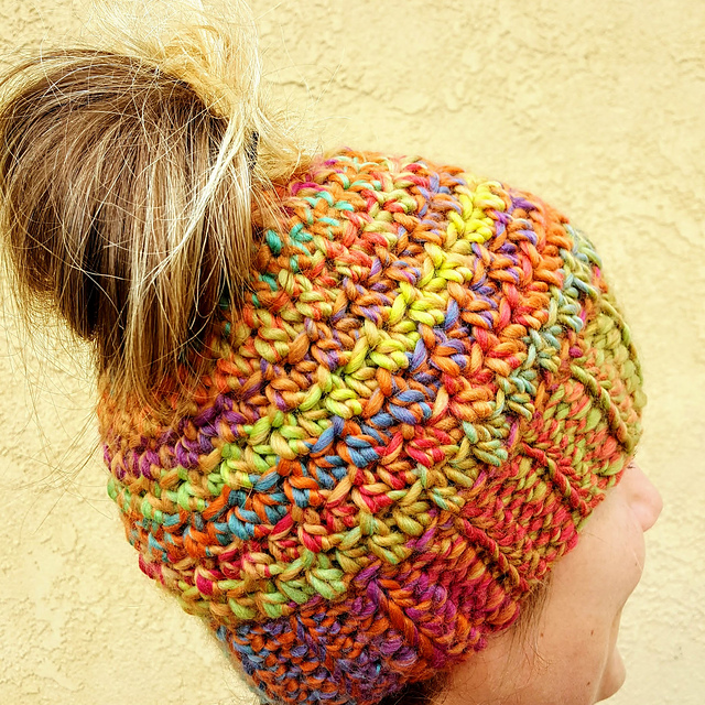 Ravelry: TheRamblinRosie's Chunky Textured Bun Hat