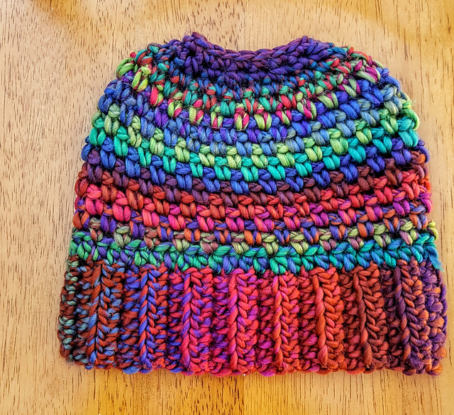 Ravelry: TheRamblinRosie's Chunky Textured Bun Hat