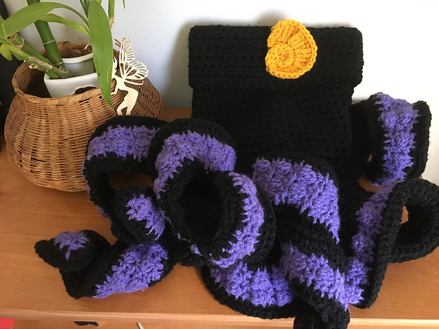 Ravelry: Ursula Octopus Baby Cocoon pattern by TangledTurtleCrochet