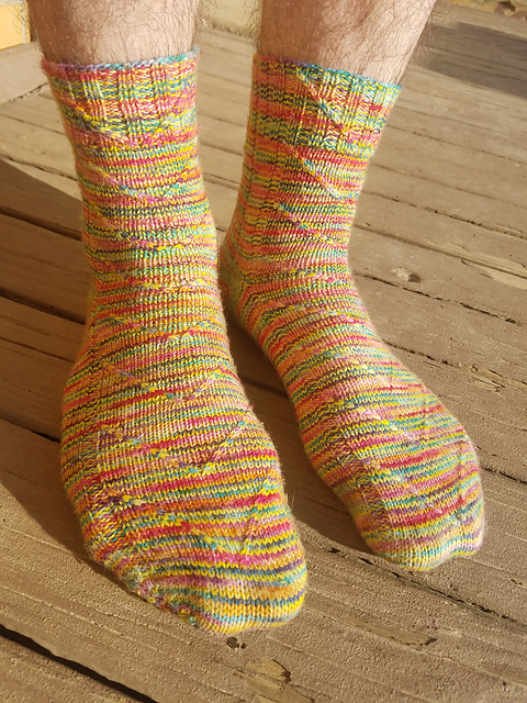 Ravelry: very v socks pattern by Nissa Rudh