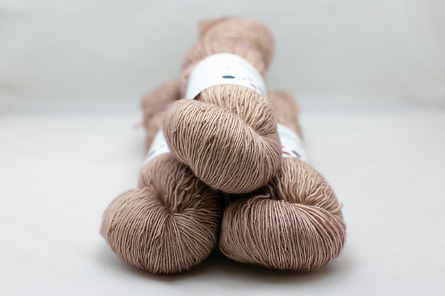 Ravelry: The Uncommon Thread BFL Singles