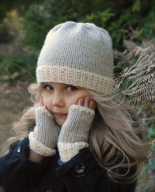 Ravelry: Lyla Hat/Mitt Set pattern by Heidi May