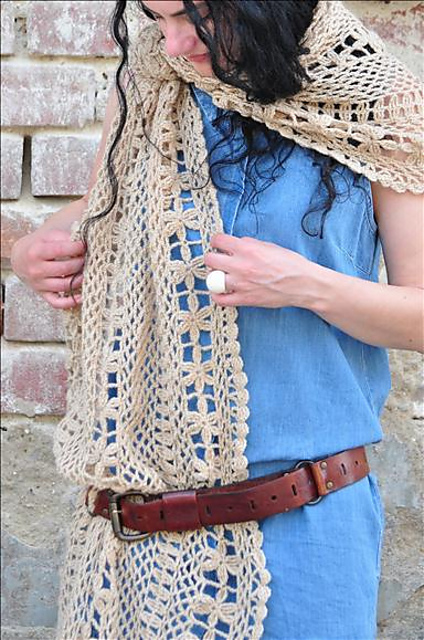 Ravelry: TheWoolTeller's Floral shawl