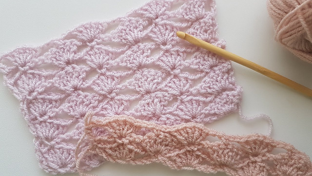 Ravelry: Crow's feet blanket square pattern by Jeanne Rybkina