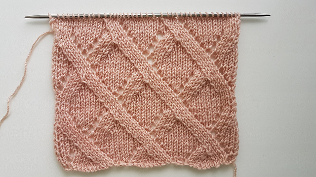 Ravelry: Wicker diamonds square blanket pattern by Jeanne Rybkina