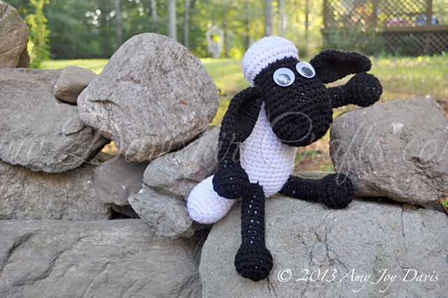 Ravelry: Shaun the Sheep pattern by Davishire Crafts