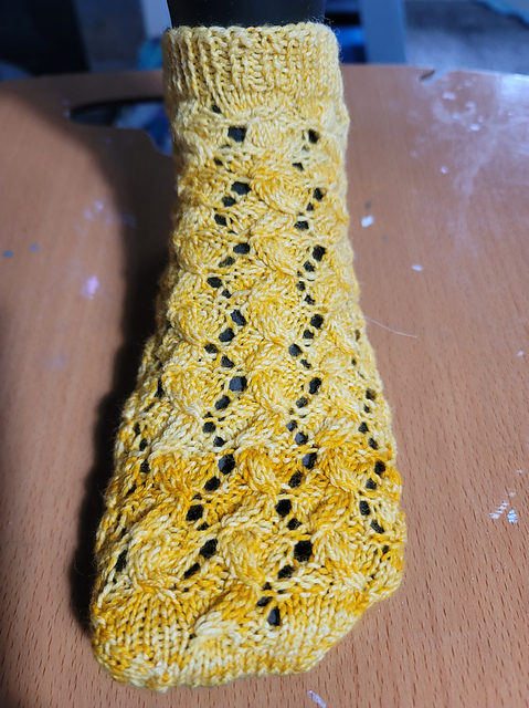 Ravelry: Waves and Sails Socks pattern by The Yarn Bard