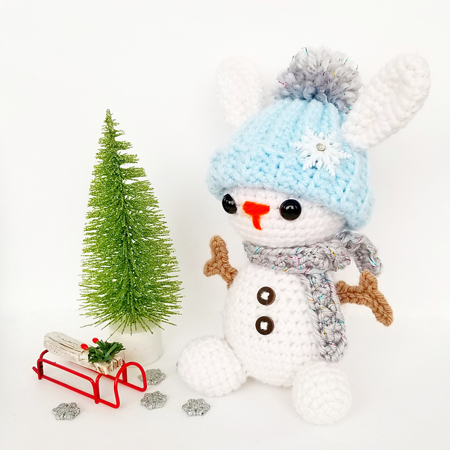 Ravelry: Snow Bunny pattern by The Cozy Chipmunk