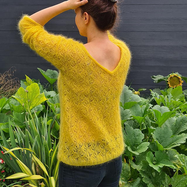 Ravelry: Trocadero jumper pattern by The parisian knits