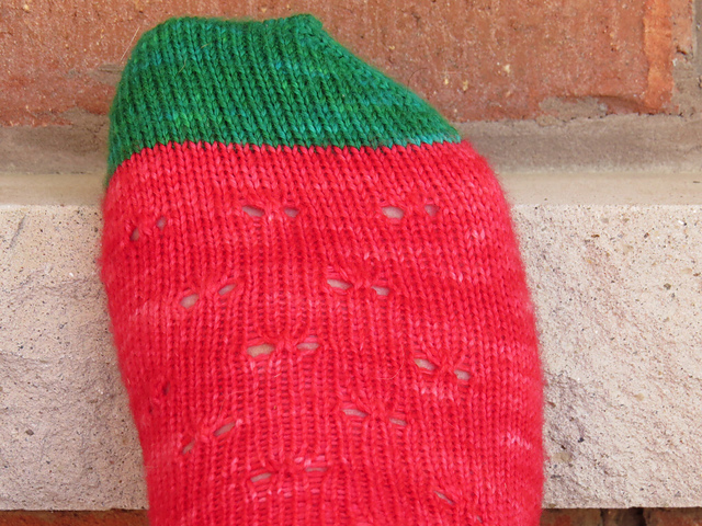 Ravelry: Strawberry Jam socks pattern by The Yarn Enabler