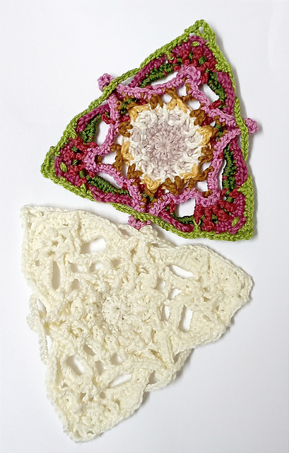 Ravelry: Lucia Triangle pattern by Salma Murad