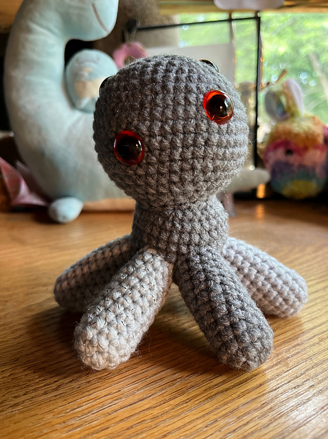 Ravelry: Shoggoth by chatGPT pattern by Thistle Of Alba