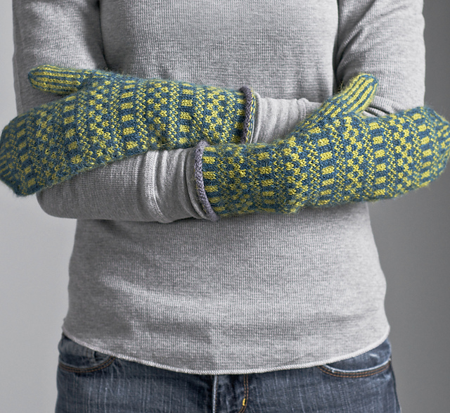 Ravelry: mittens pattern by Theresa Gaffey
