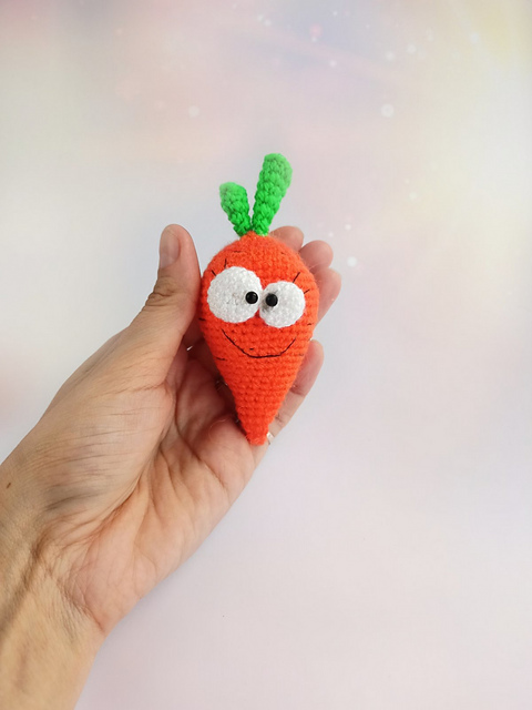 Ravelry: TianaLeo's Crazy Carrot