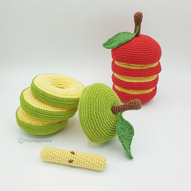 Ravelry: Apple Stacking Toy pattern by Tiffy Purisa