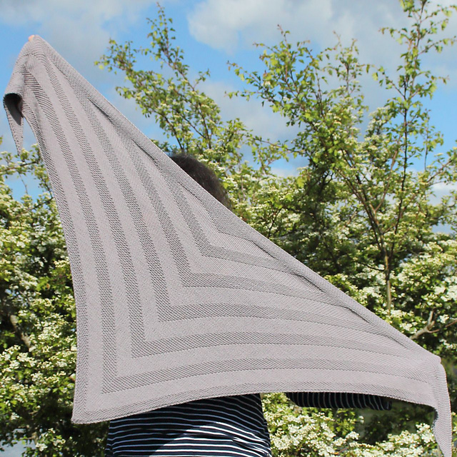 Ravelry: Triangular Stripes pattern by Svetlana Kolesova
