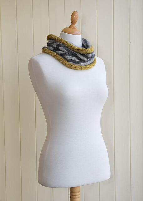 Ravelry: Petersham Snood pattern by Mrs Moon