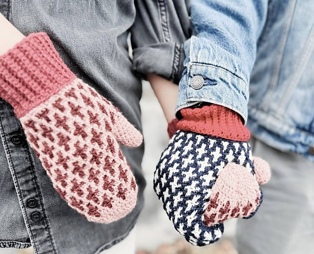 Ravelry: Ruby mittens pattern by Tinna Thórudóttir