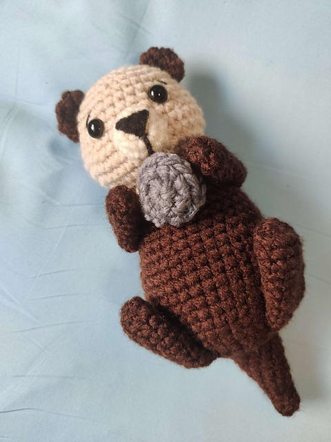 Ravelry: Rosa the Sea Otter pattern by Commonplace Crafts