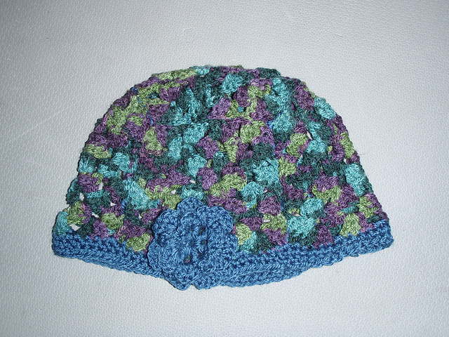 Ravelry: Suzie's Granny Square Hat pattern by Suzetta Williams
