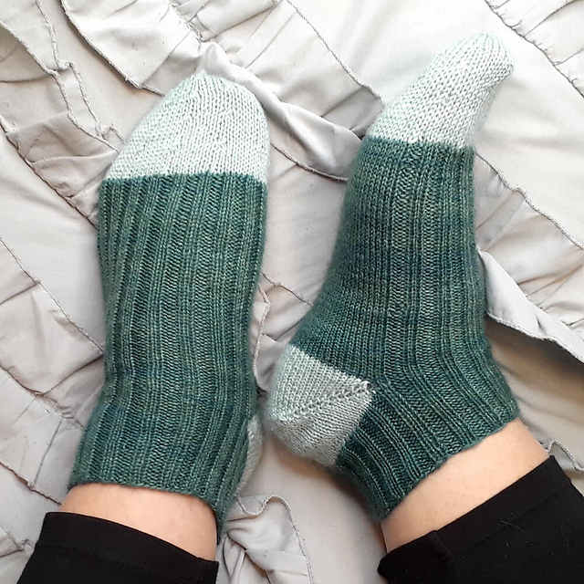 Ravelry: Simple Socks No 4 pattern by Tonia Lyons