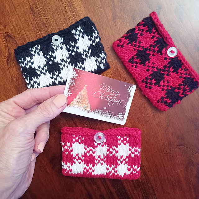 Ravelry: Gingham Plaid Gift Card Holder pattern by Sherrie Kibler