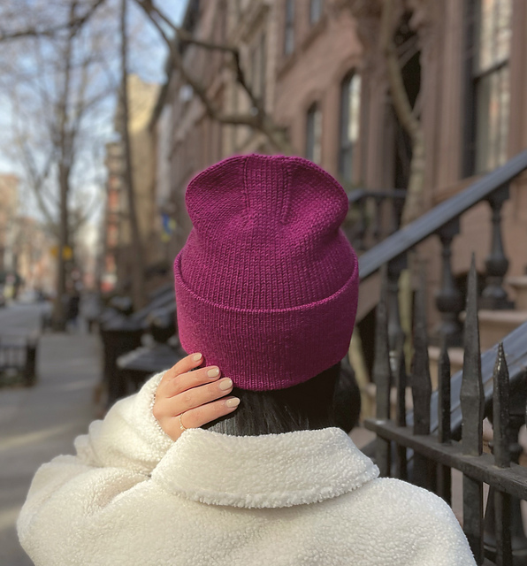 Ravelry: Brownstone Beanie pattern by Tori Yu