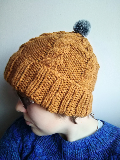 Ravelry: Cinnamon Hat pattern by Torya Winters