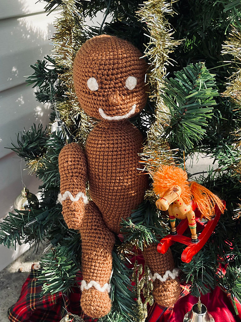Ravelry: Gingerbread Doll pattern by Sarah Froelich